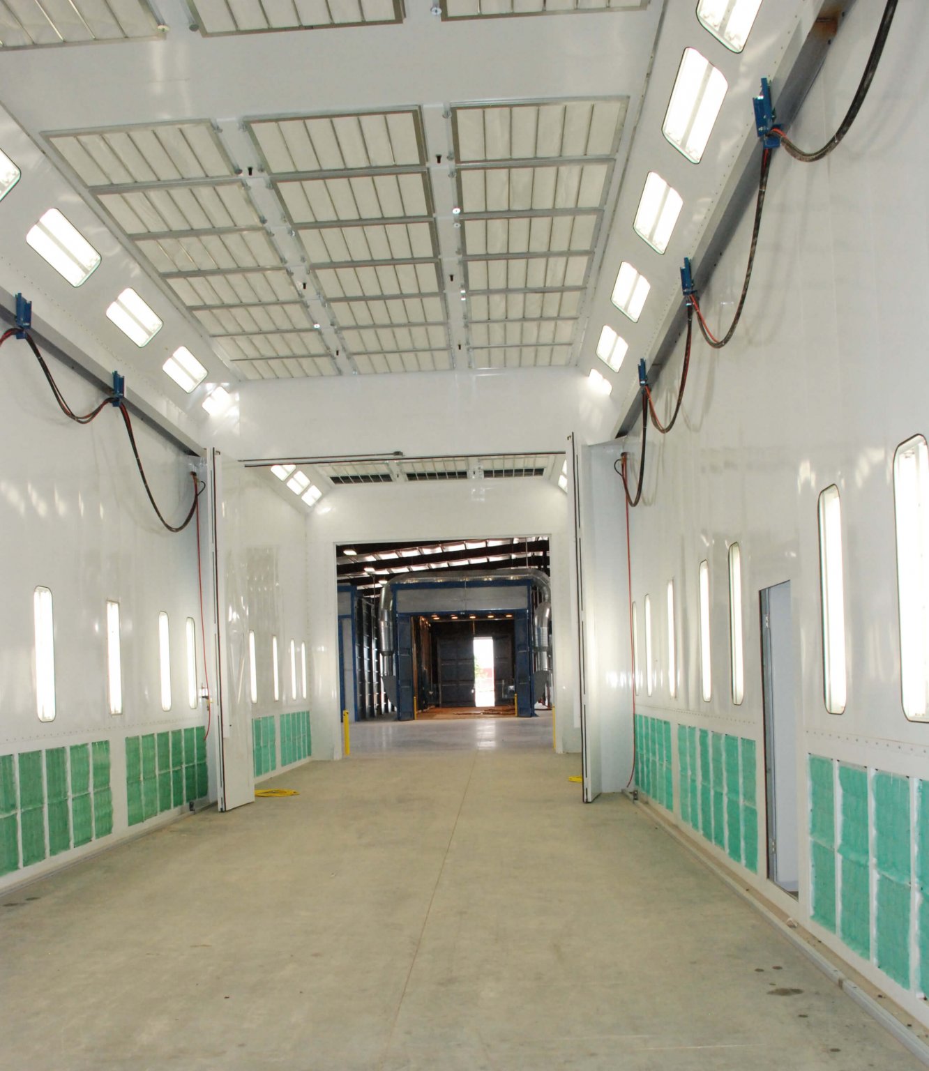 Side Downflo Spray Booth | Airblast Eurospray